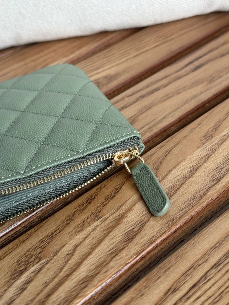 Reasonably priced Chanel Clutch Bags