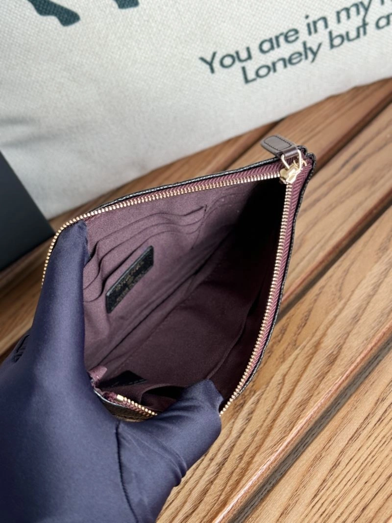 Low-cost Chanel Clutch Bags
