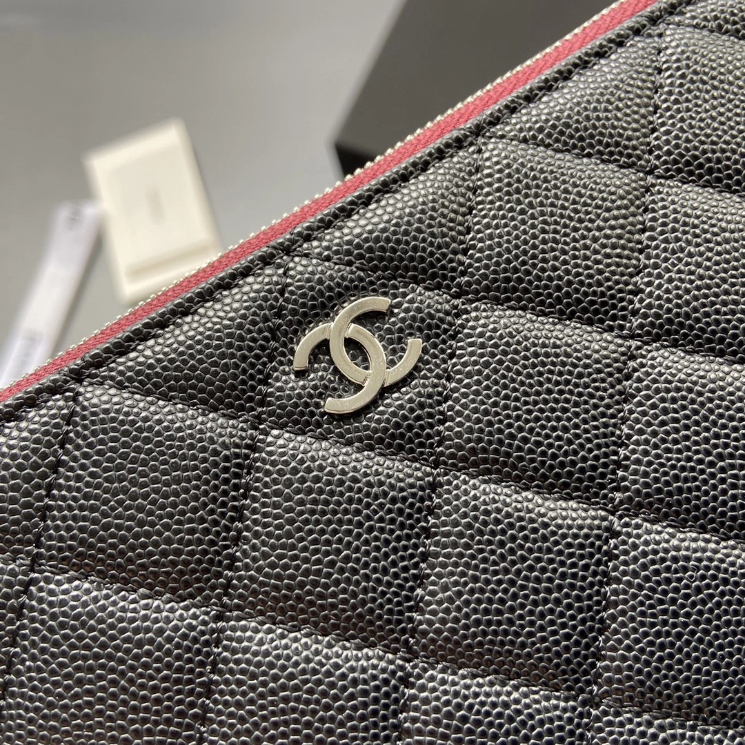 Value-priced Chanel Clutch Bags