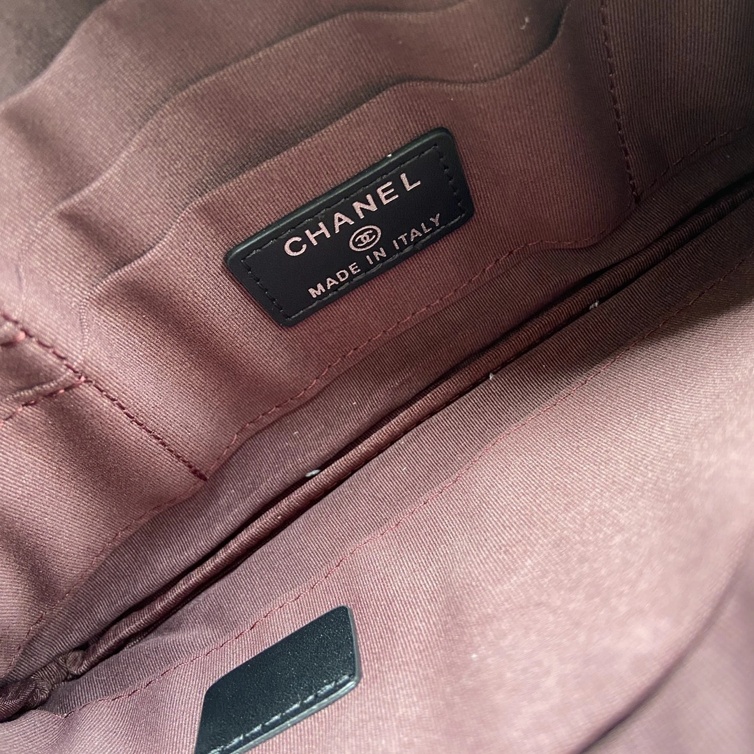 Value-priced Chanel Clutch Bags