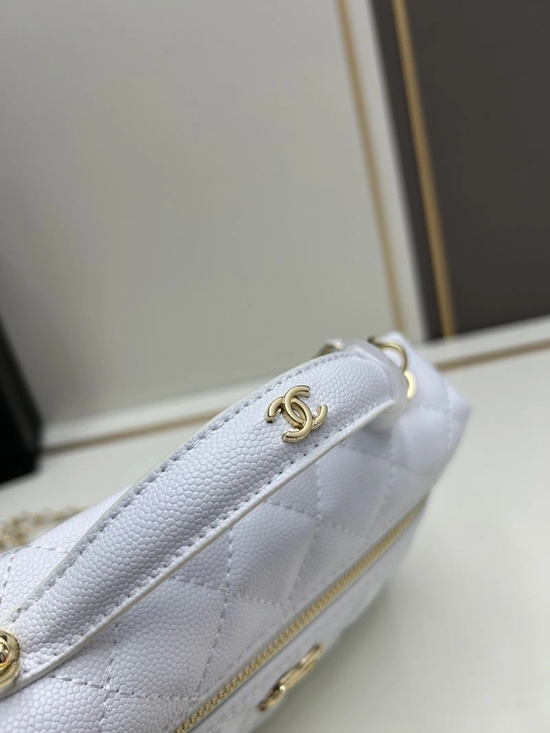 Cut-rate Chanel Cosmetic Bags