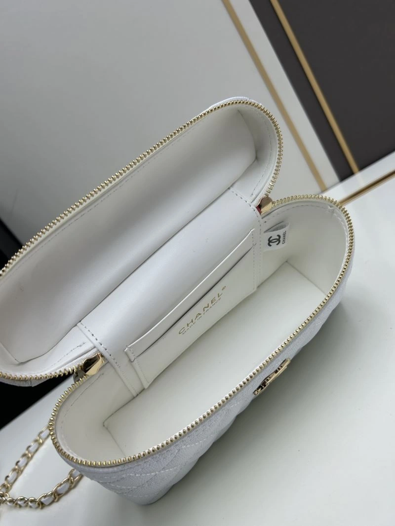 Cut-rate Chanel Cosmetic Bags