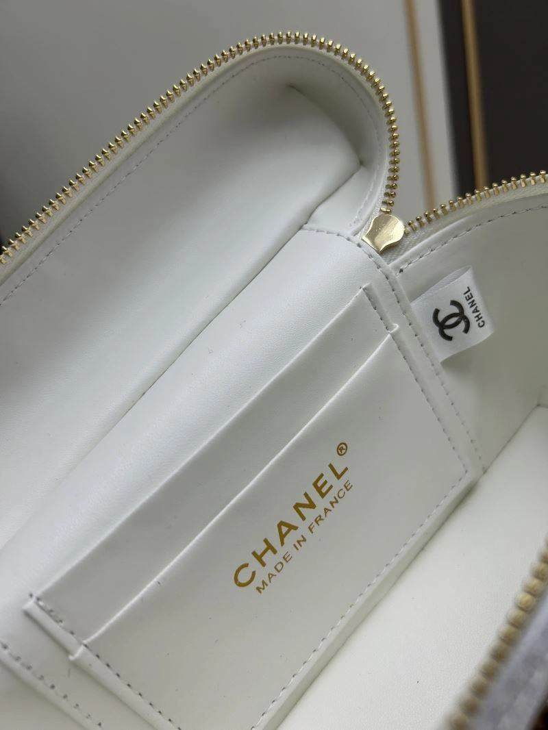 Cut-rate Chanel Cosmetic Bags