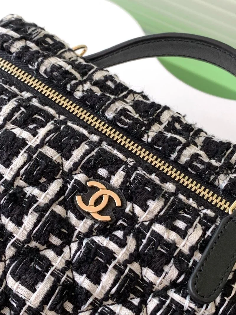 Accurate model Chanel Cosmetic Bags