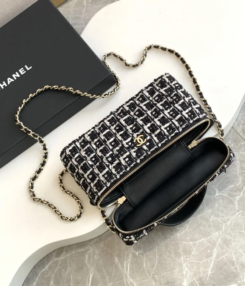 Accurate model Chanel Cosmetic Bags