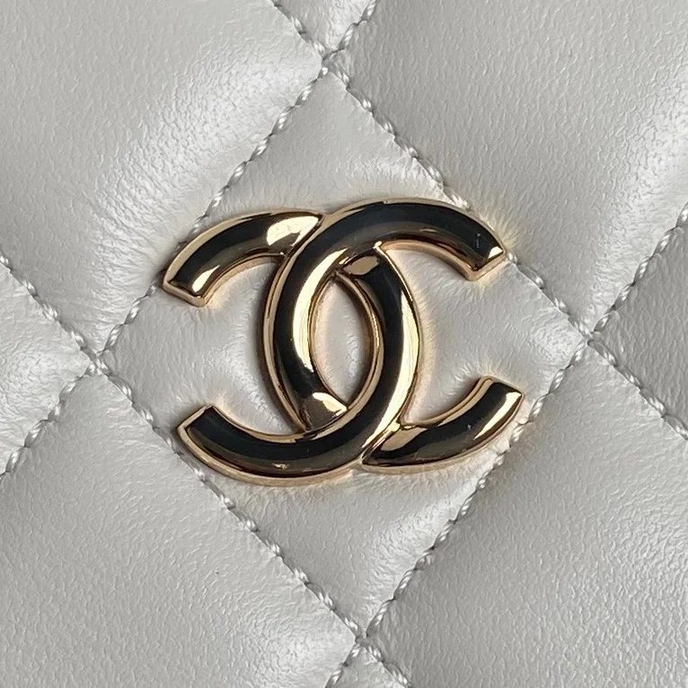 Discounted Chanel Cosmetic Bags