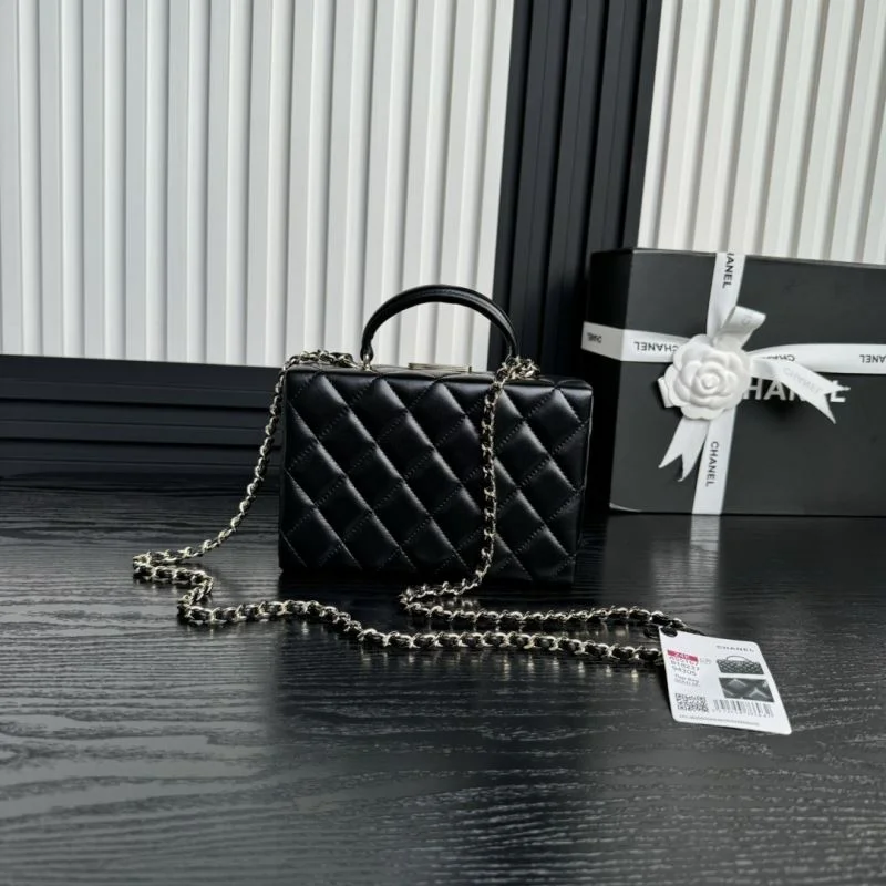 Accurate model Chanel Cosmetic Bags
