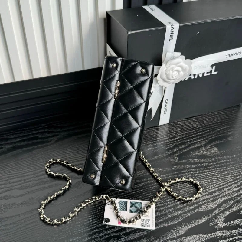 Accurate model Chanel Cosmetic Bags