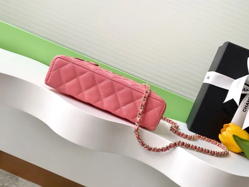 Top match Chanel Cosmetic Bags