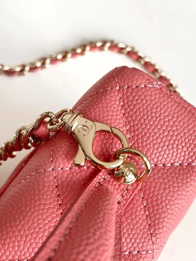 Top match Chanel Cosmetic Bags