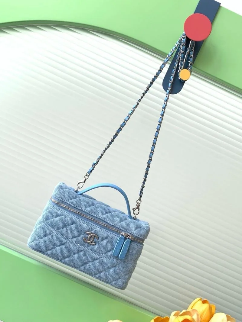 Cut-rate Chanel Cosmetic Bags