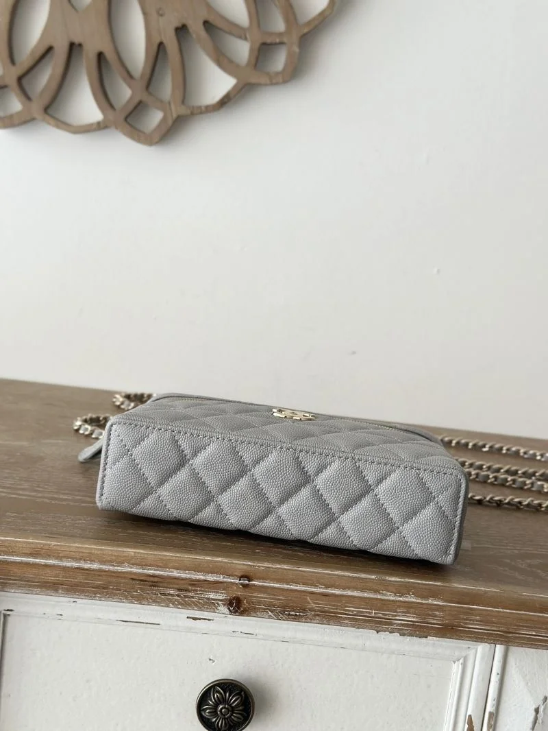 Top match Chanel Cosmetic Bags