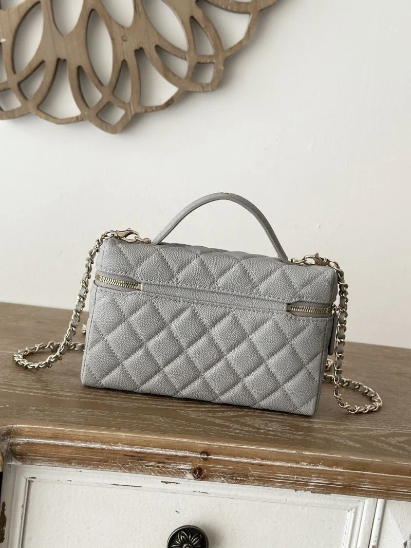 Top match Chanel Cosmetic Bags