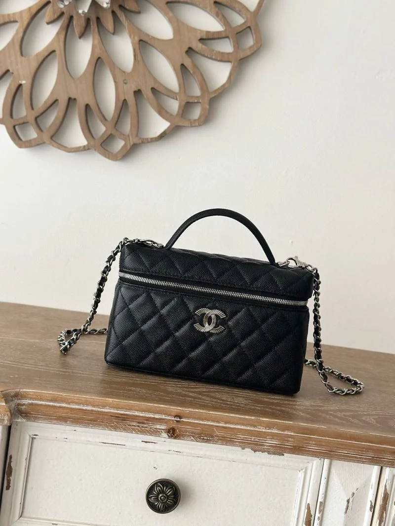 Mirror quality Chanel Cosmetic Bags