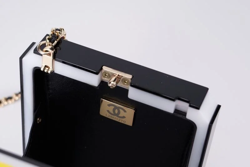 Inexpensive Chanel Cosmetic Bags