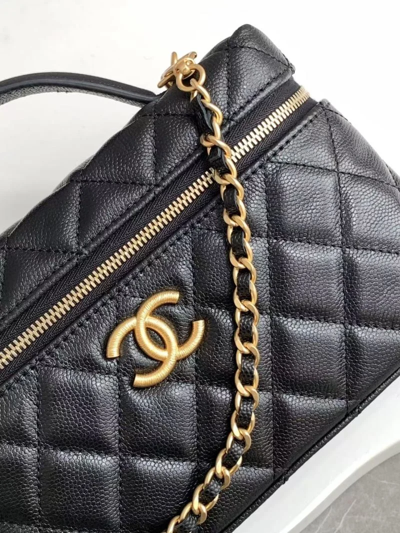 Accurate model Chanel Cosmetic Bags