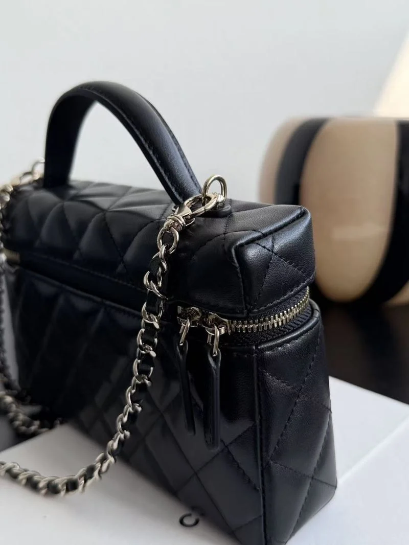 High accuracy Chanel Cosmetic Bags