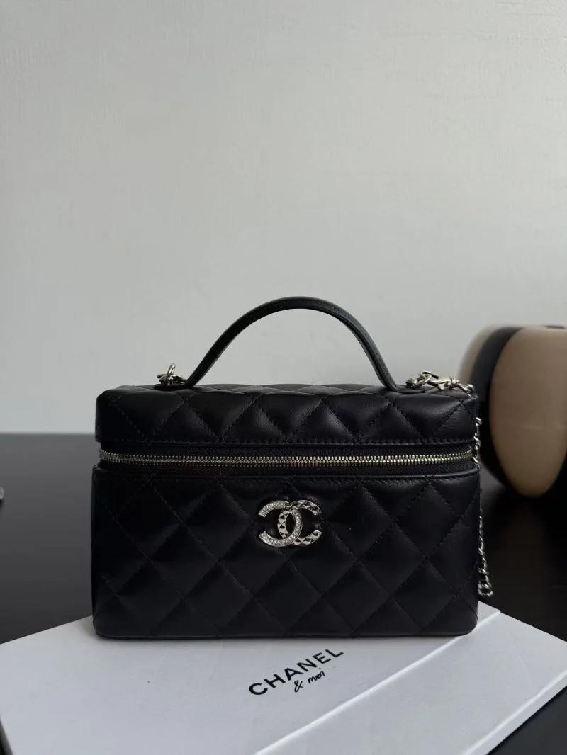 High accuracy Chanel Cosmetic Bags