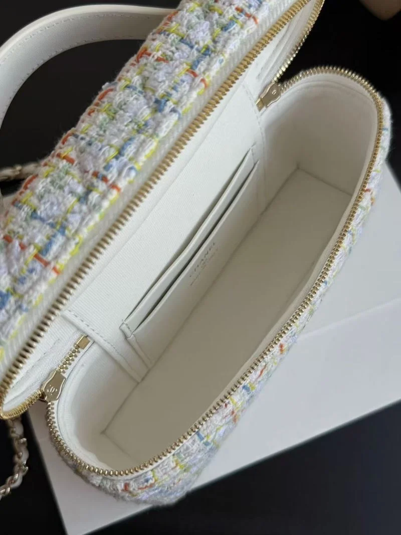 High accuracy Chanel Cosmetic Bags