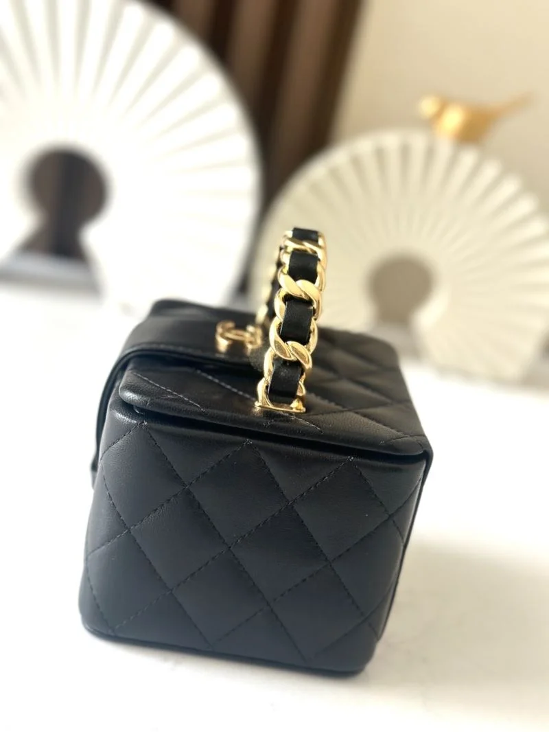 Brand-original Chanel Cosmetic Bags
