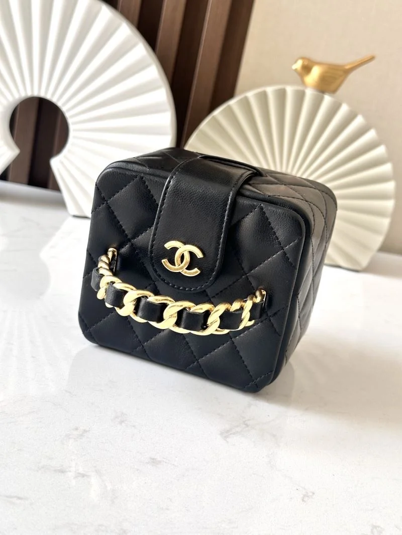 Brand-original Chanel Cosmetic Bags