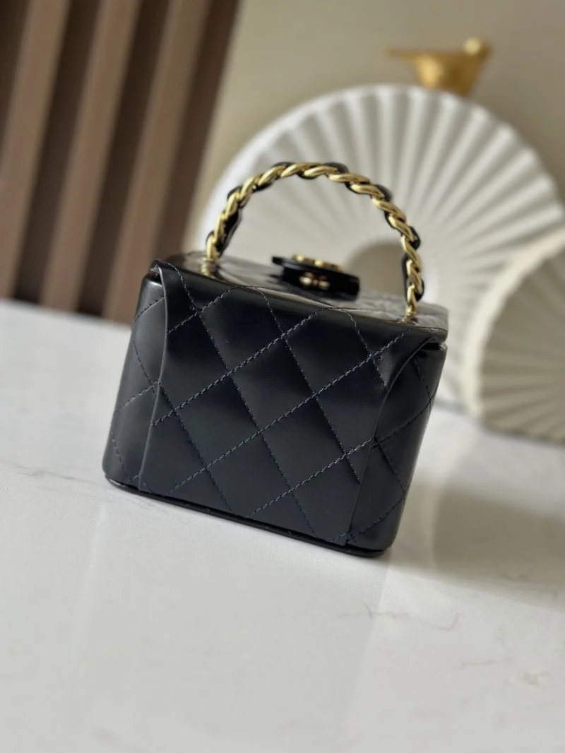 Mirror quality Chanel Cosmetic Bags