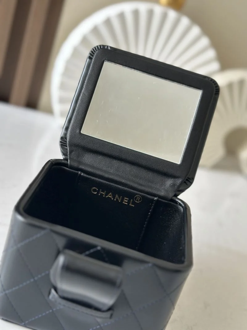 Mirror quality Chanel Cosmetic Bags
