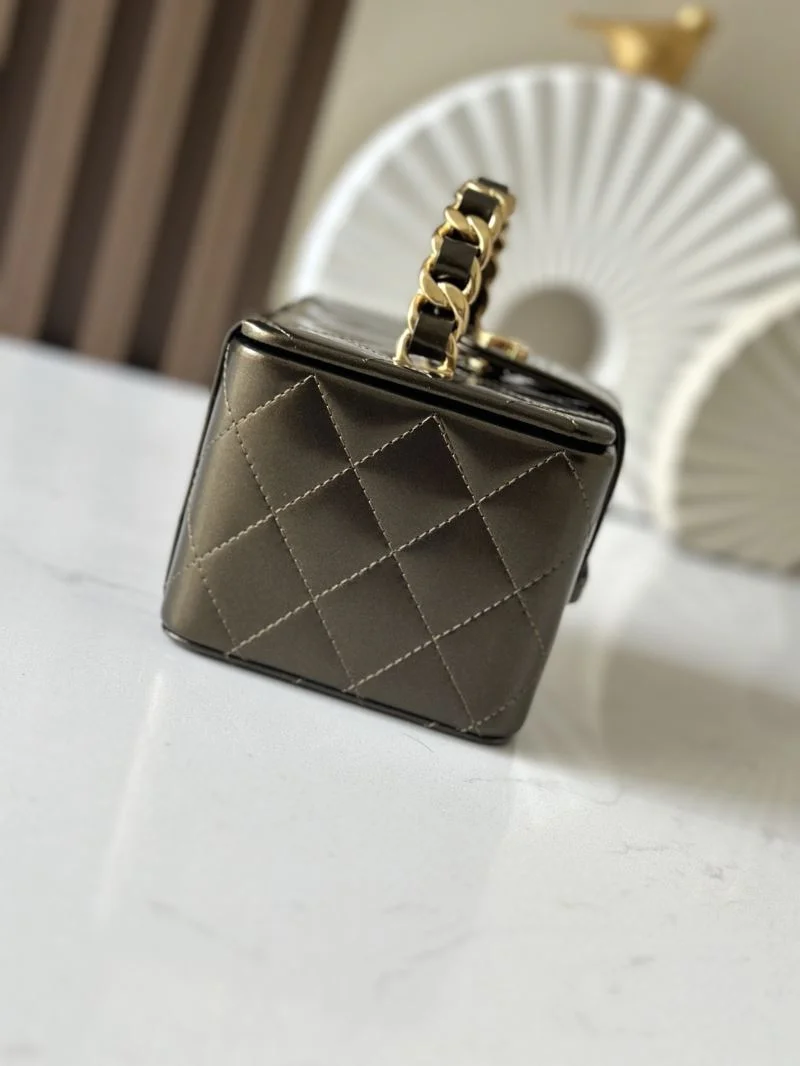 Accurate model Chanel Cosmetic Bags
