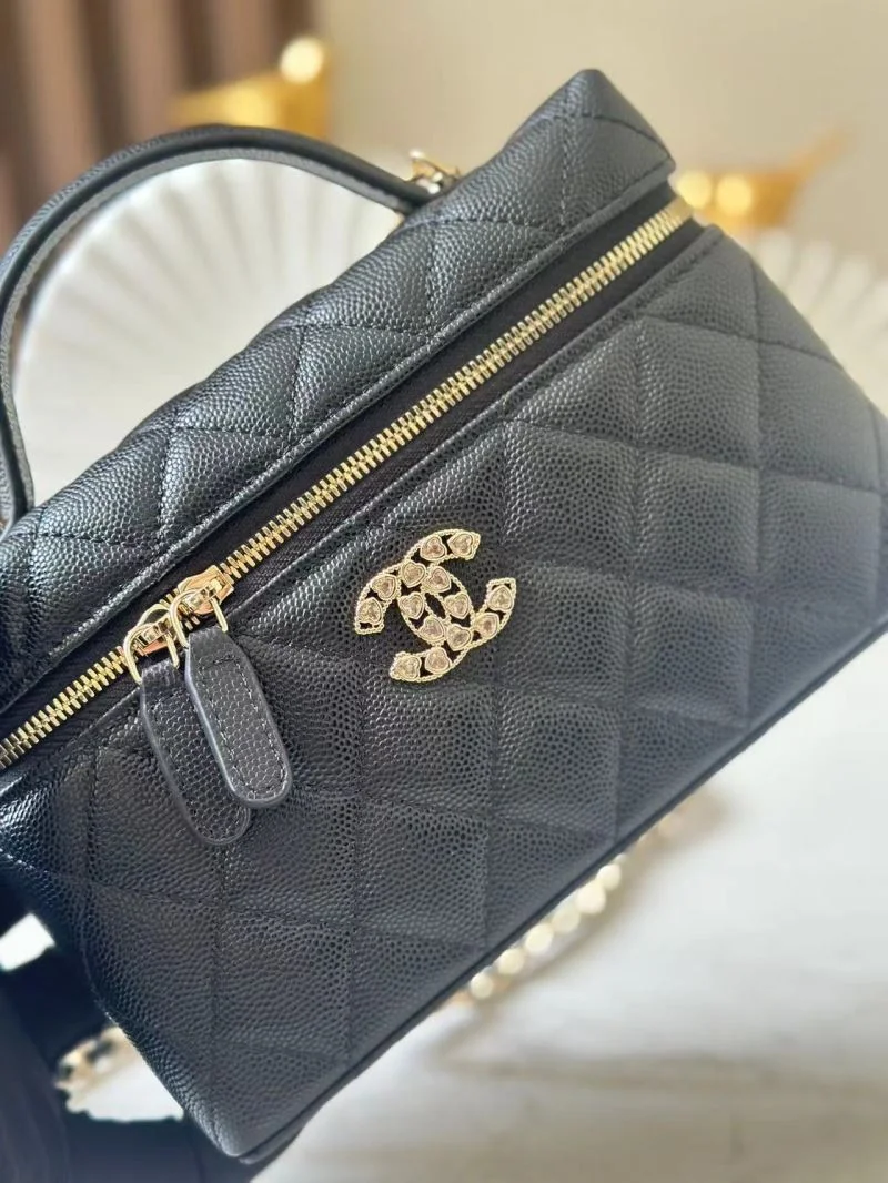 Mirror quality Chanel Cosmetic Bags