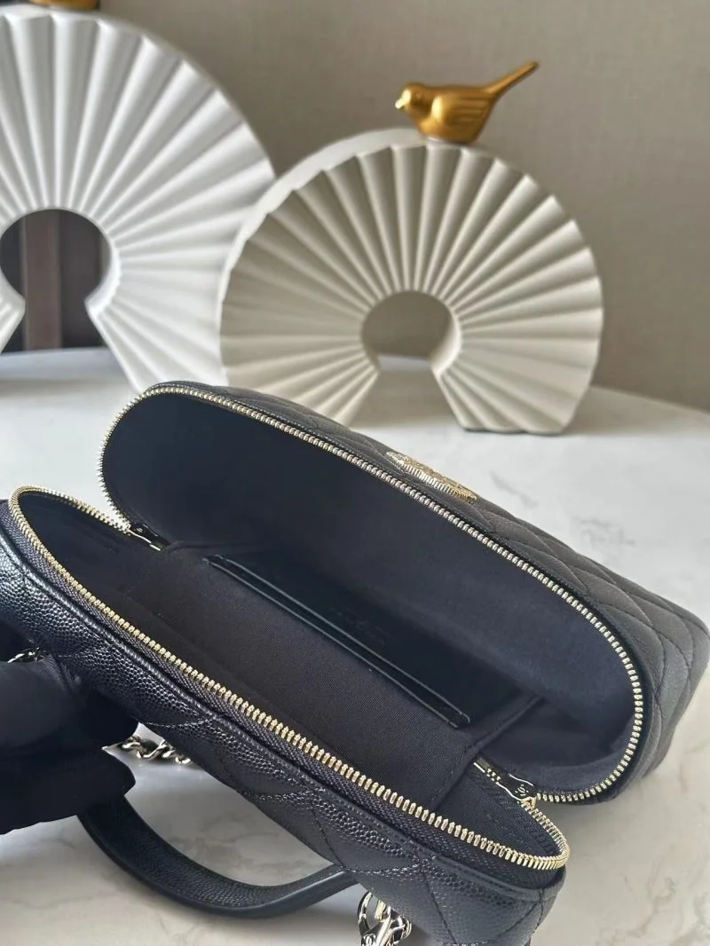 Mirror quality Chanel Cosmetic Bags
