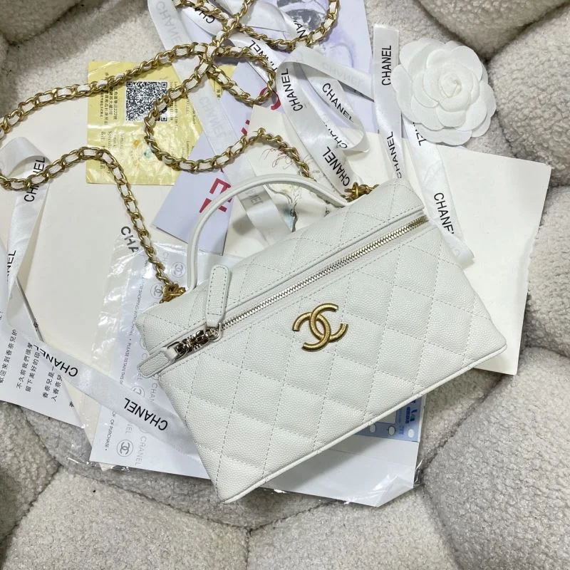 Low-cost Chanel Cosmetic Bags