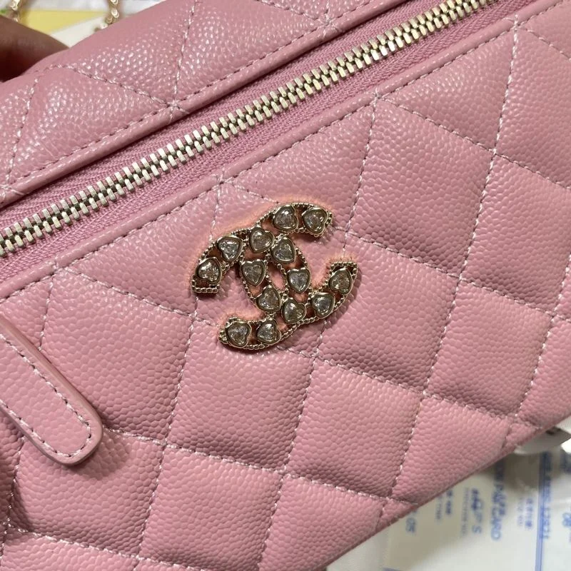 Top match Chanel Cosmetic Bags
