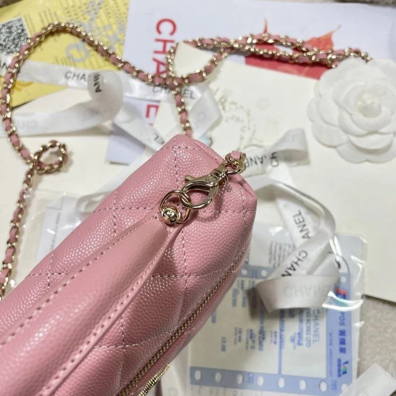 Top match Chanel Cosmetic Bags