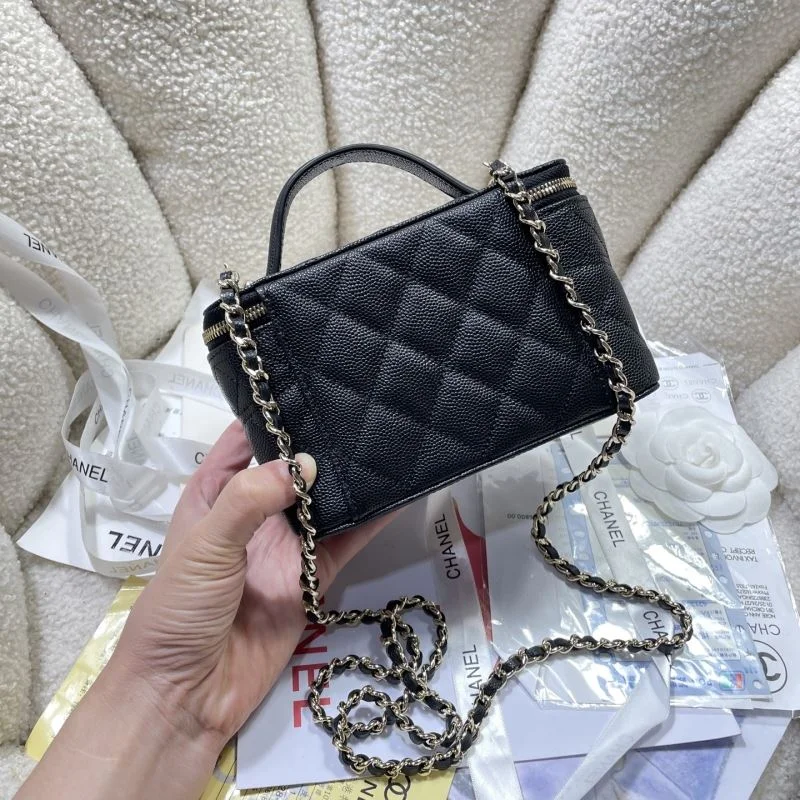 Cut-rate Chanel Cosmetic Bags