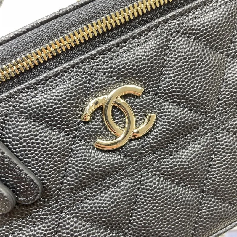 Cut-rate Chanel Cosmetic Bags