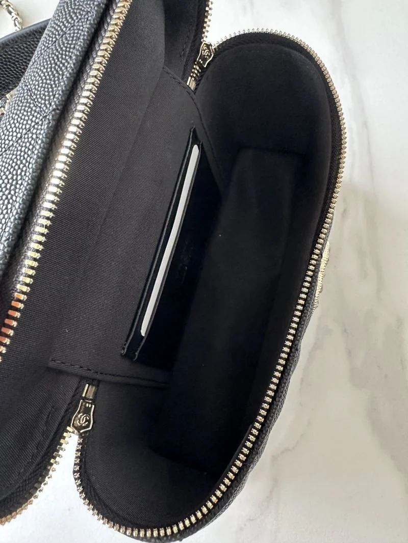 Cut-rate Chanel Cosmetic Bags