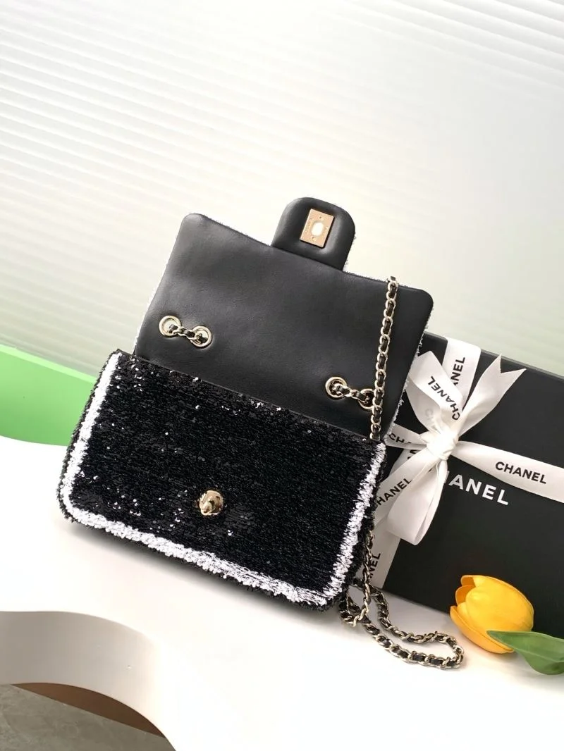 High fidelity Chanel Cosmetic Bags