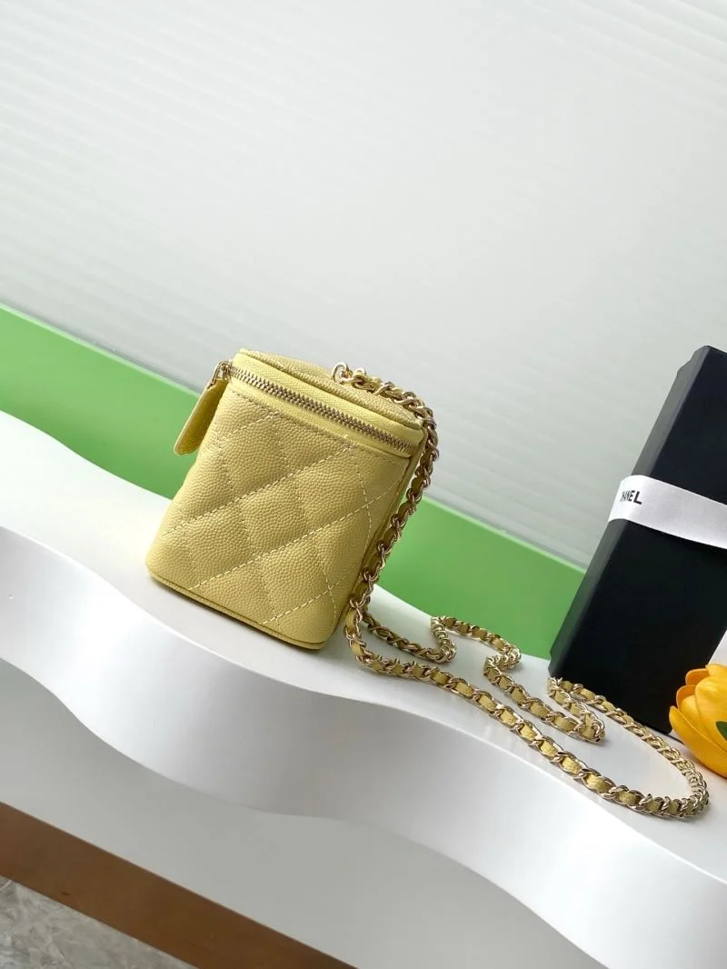 Low-cost Chanel Cosmetic Bags