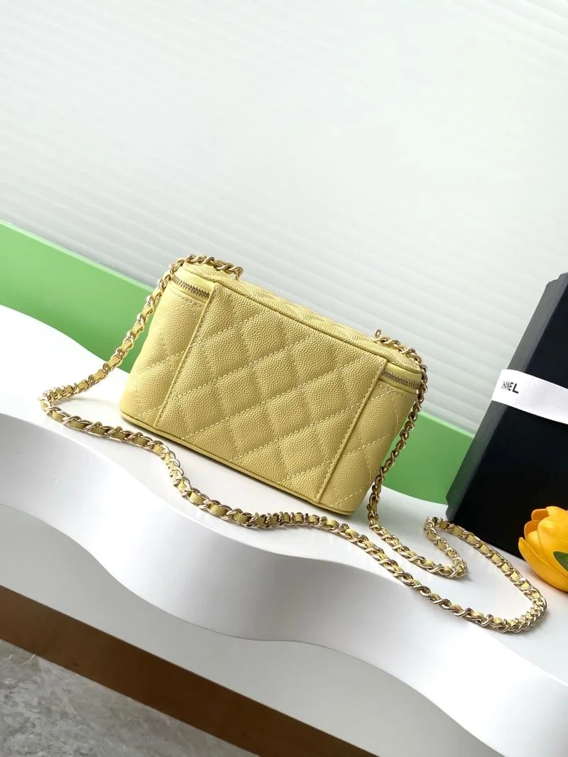 Low-cost Chanel Cosmetic Bags
