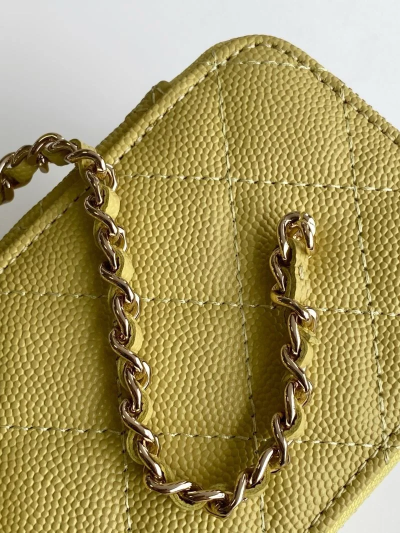 Low-cost Chanel Cosmetic Bags