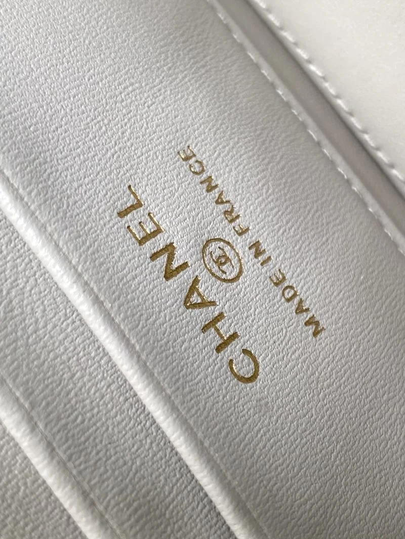 Exact replica Chanel Cosmetic Bags