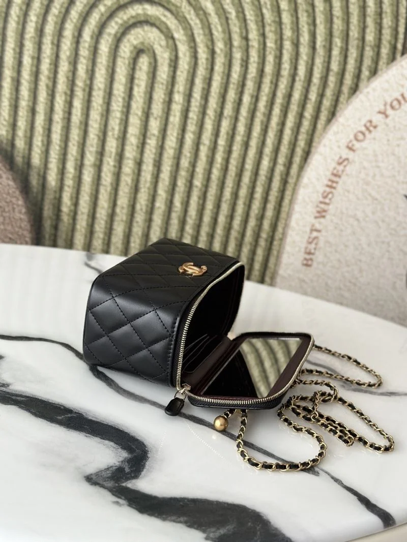 High accuracy Chanel Cosmetic Bags
