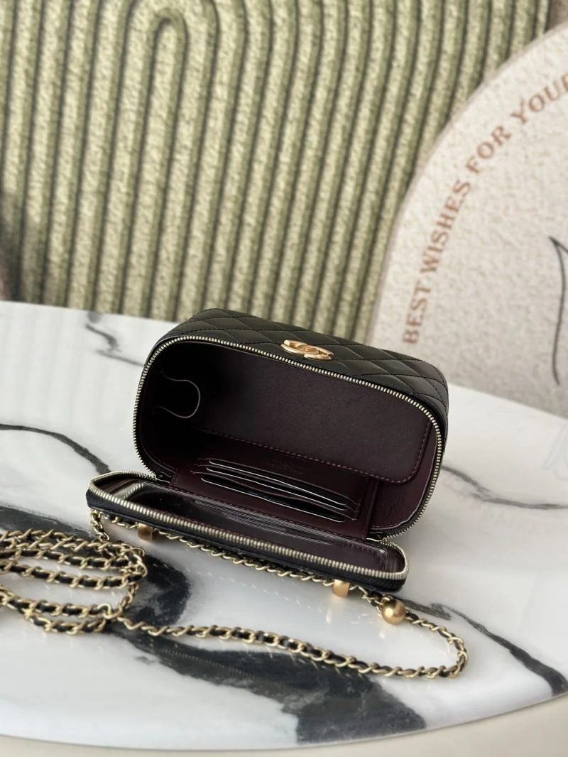 High accuracy Chanel Cosmetic Bags