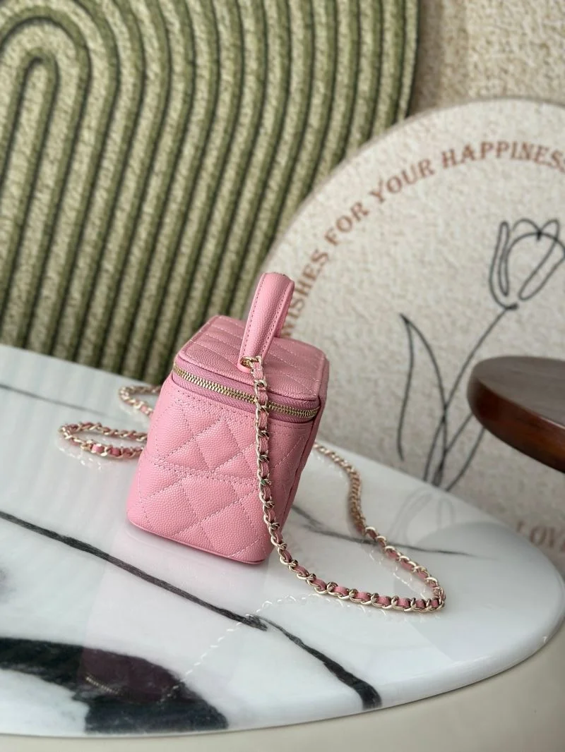 High accuracy Chanel Cosmetic Bags