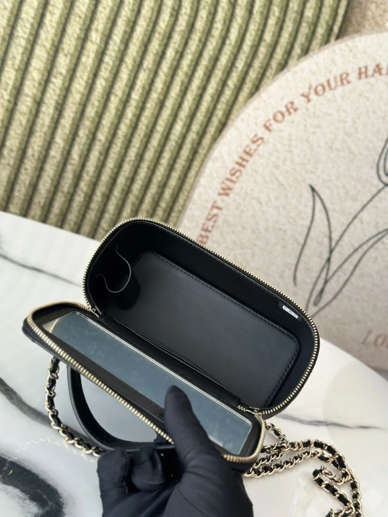 High fidelity Chanel Cosmetic Bags
