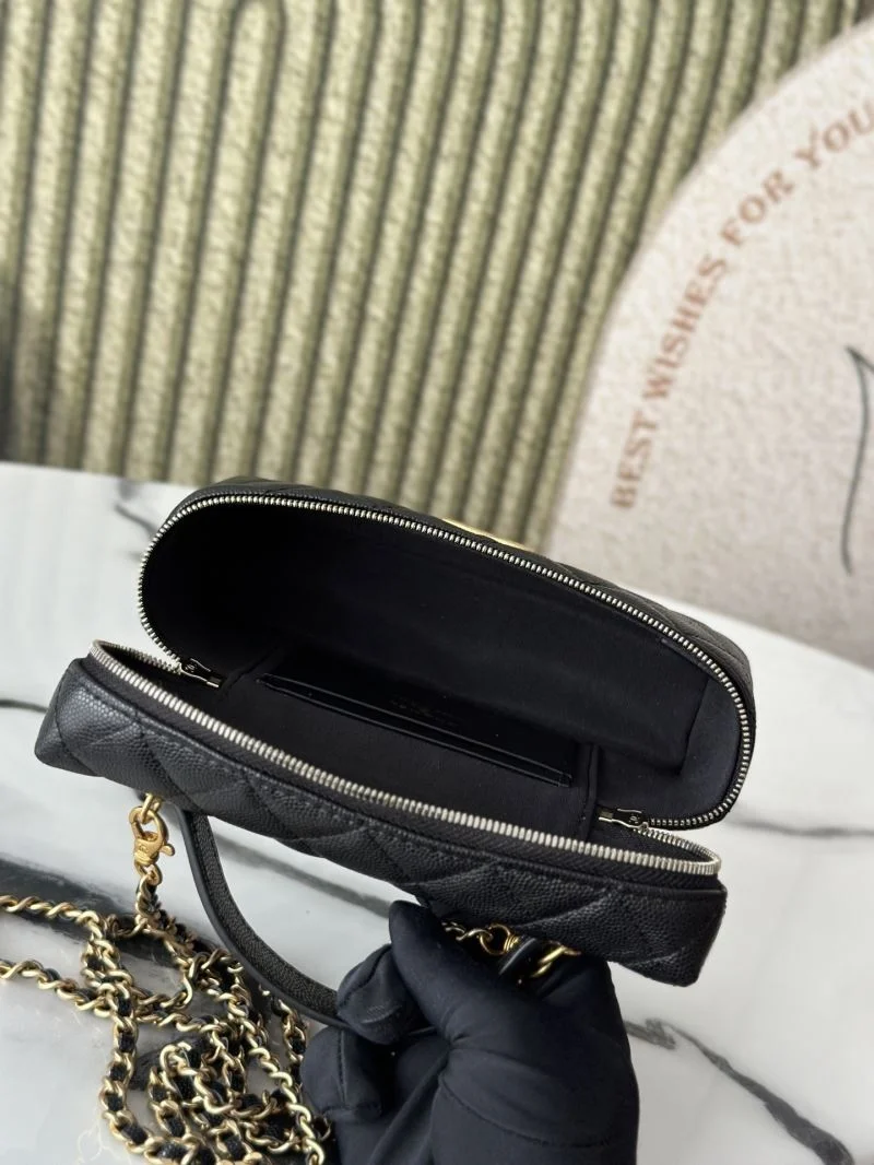 Cut-rate Chanel Cosmetic Bags
