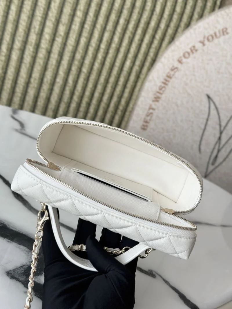 Cut-rate Chanel Cosmetic Bags