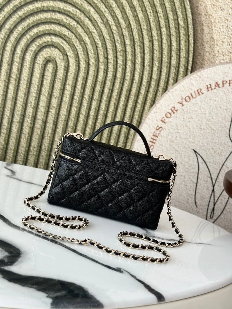 Top mirror Chanel Cosmetic Bags