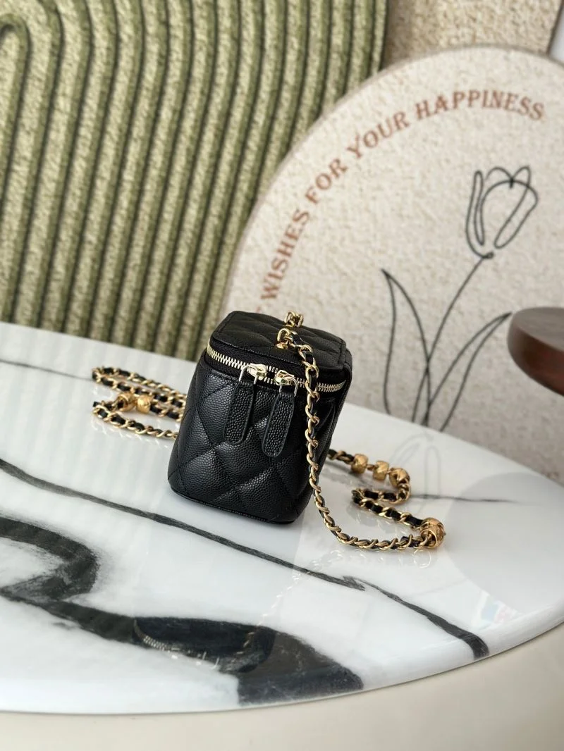 Accurate model Chanel Cosmetic Bags