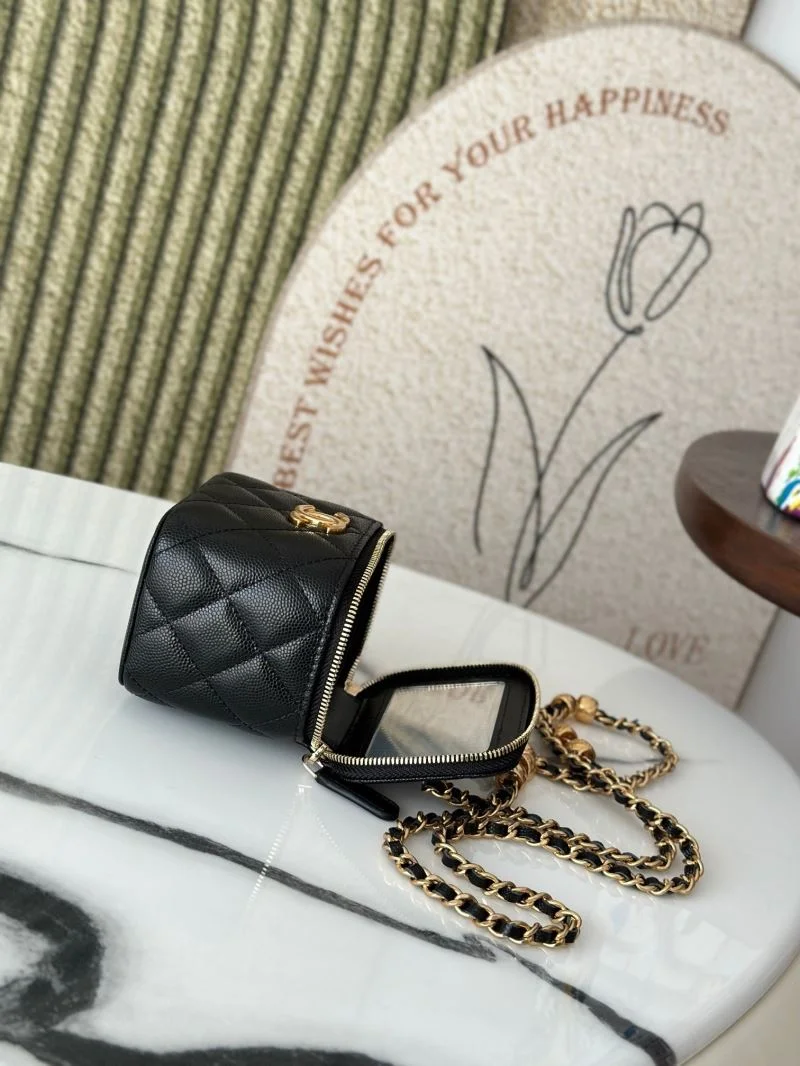 Accurate model Chanel Cosmetic Bags